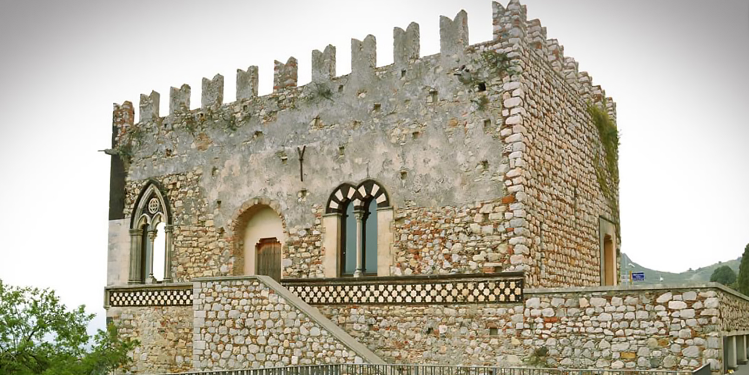 SikilyNews.it - Taormina, il Comune mette in vendita SikilyNews.it - Taormina, il Comune mette in vendita